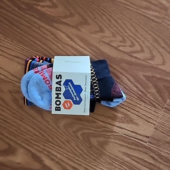 Bombas | Underwear & Socks | New Bombas Sock Lg | Poshmark